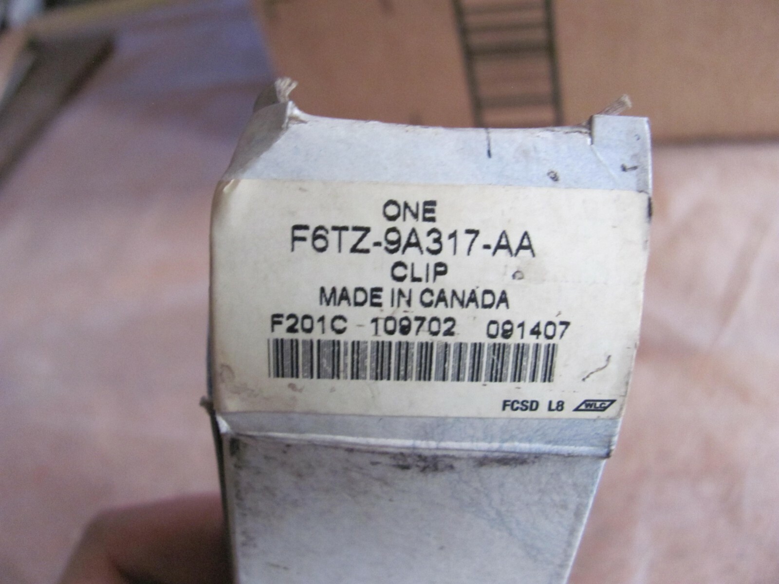 NOS Ford F6TZ-9A317-AA Fuel Line Clip 1996-2010 Many Application | eBay