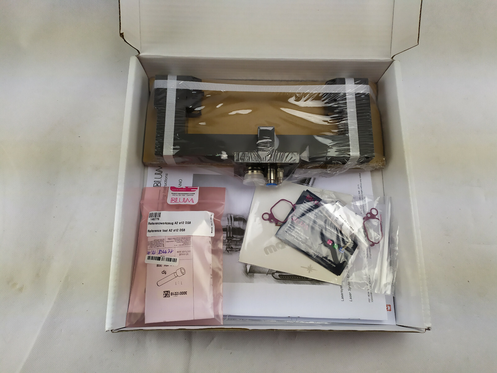 Blum Laser tool setter P87.0634-NT System LaserControl Micro Compact ...