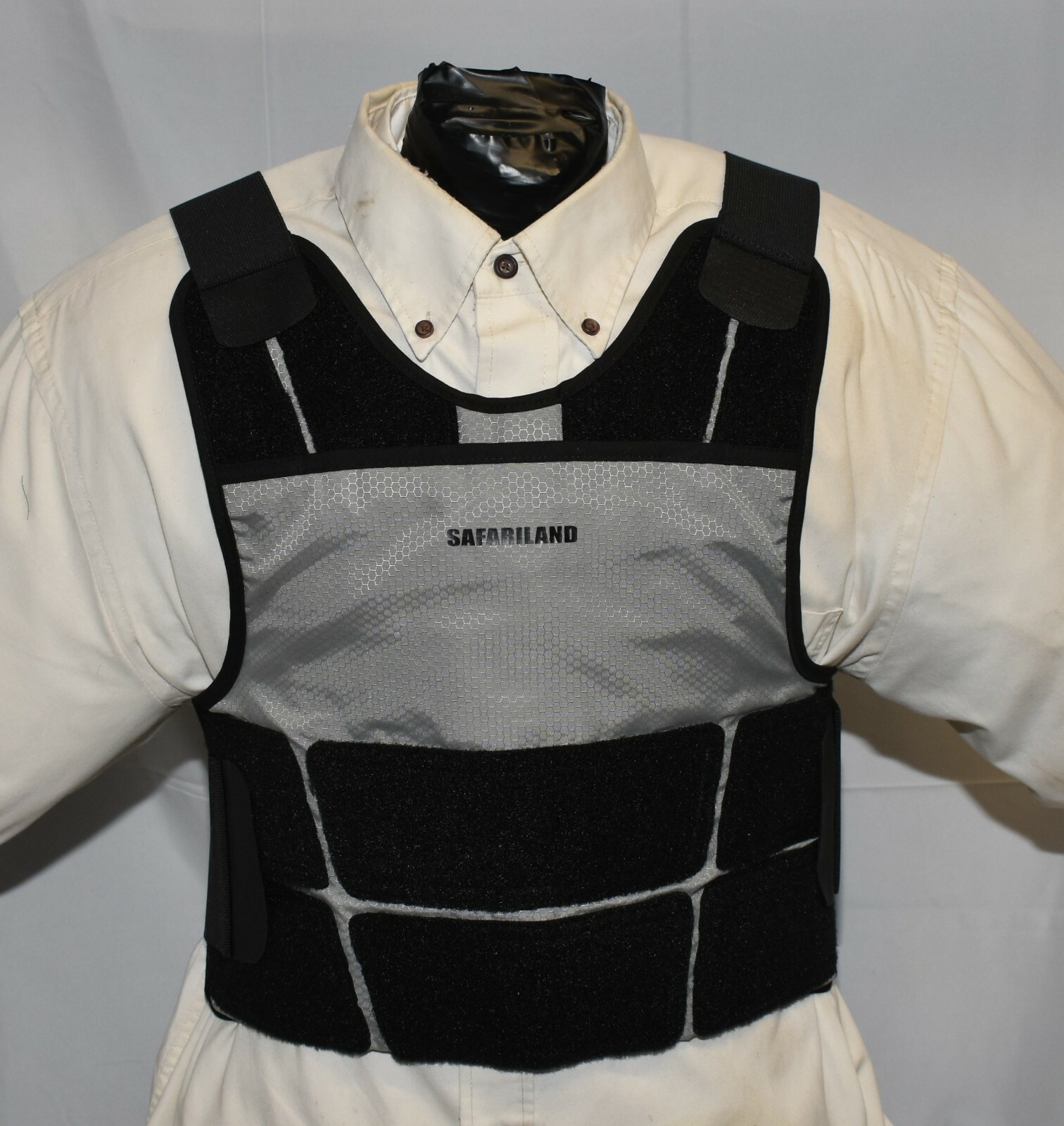 New Medium Concealable Lo Vis Vest Made with Kevlar IIIA Body Armor ...