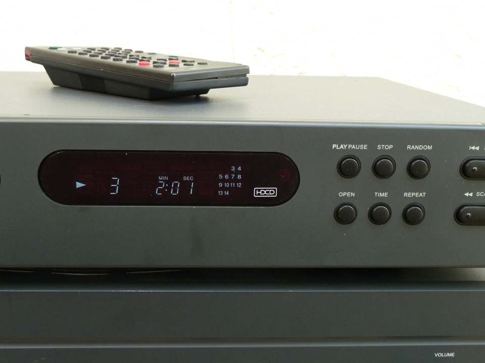 NAD C 320BEE Stereo Amplifier + NAD C 541i 24-Bit CD HDCD Player | eBay