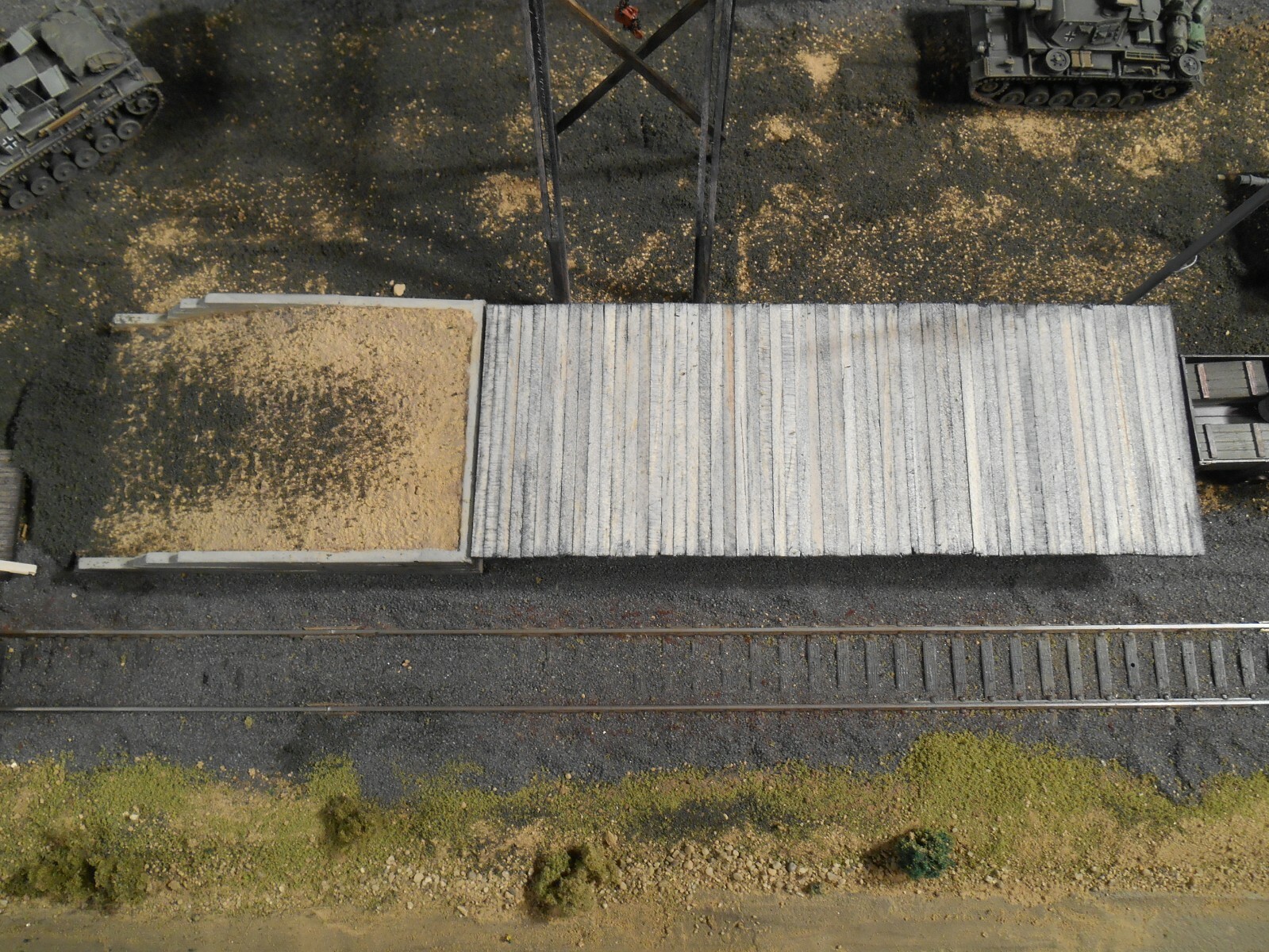 HO Roco Railway Parts Earth Ramp and Loading Dock #DP239 To Be ...