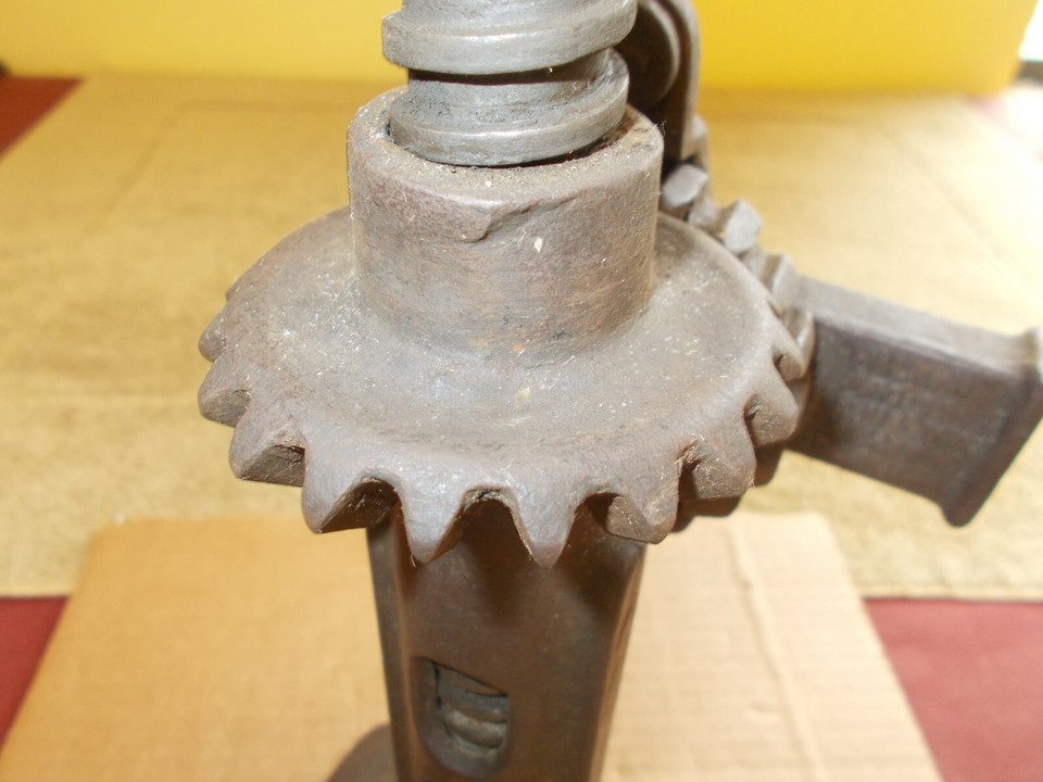 VTG FORD SCRIPT MODEL A JACK USA WALKER # 216 MECHANICAL MANUAL | eBay
