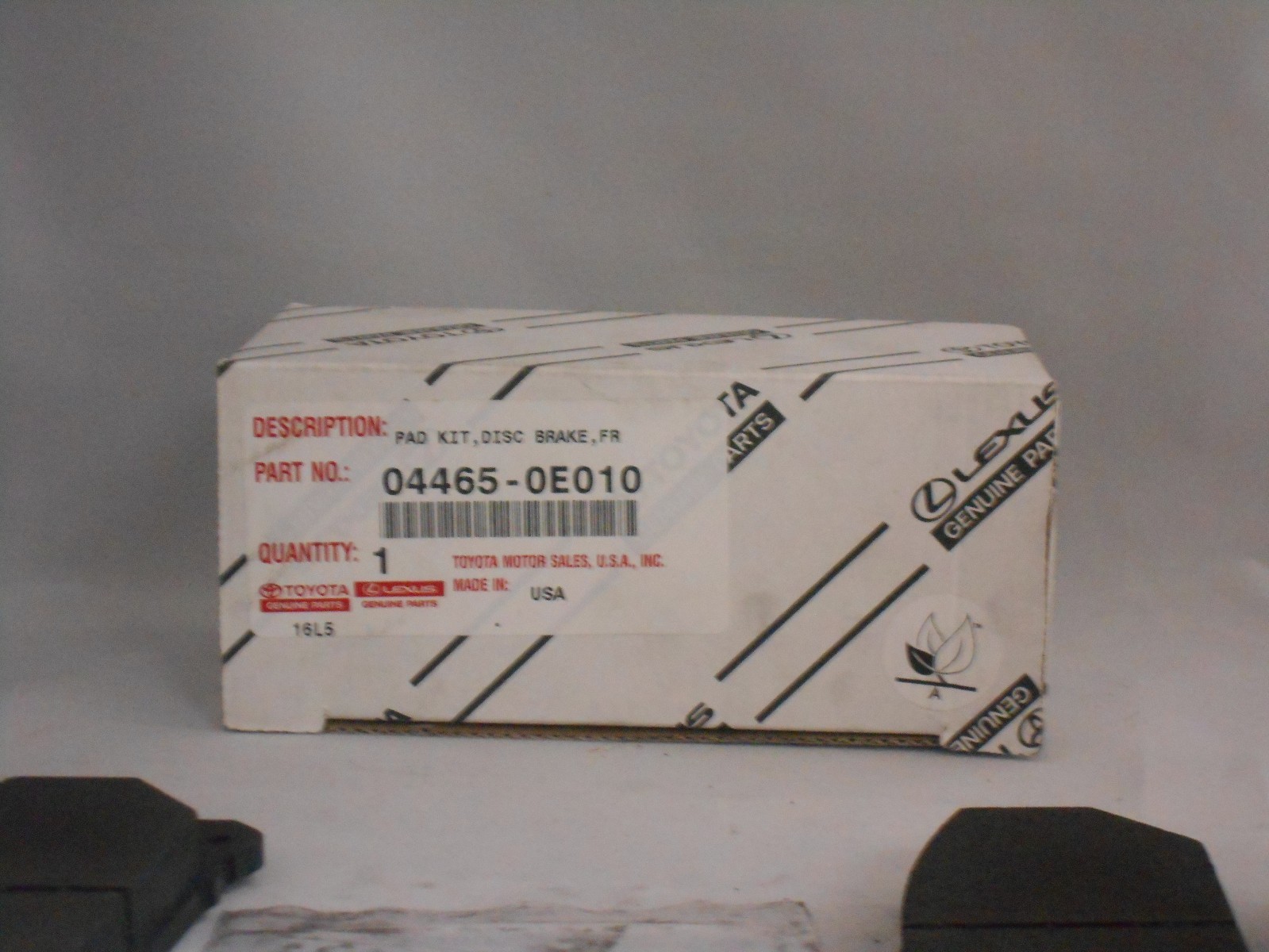 2011-2017 SIENNA Front Brake Pads Genuine Toyota OEM 04465-0E010 | eBay