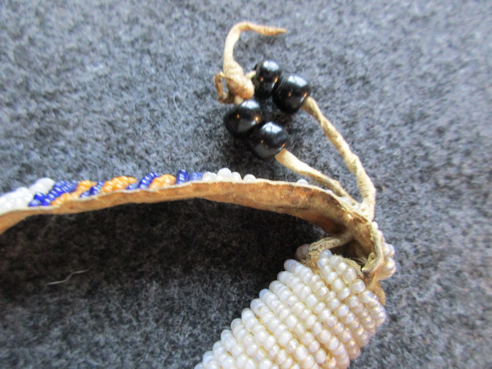 PLAINS INDIAN BEADED LEATHER AWL CASE, NATIVE AMERICAN AWL CASE #BUF ...