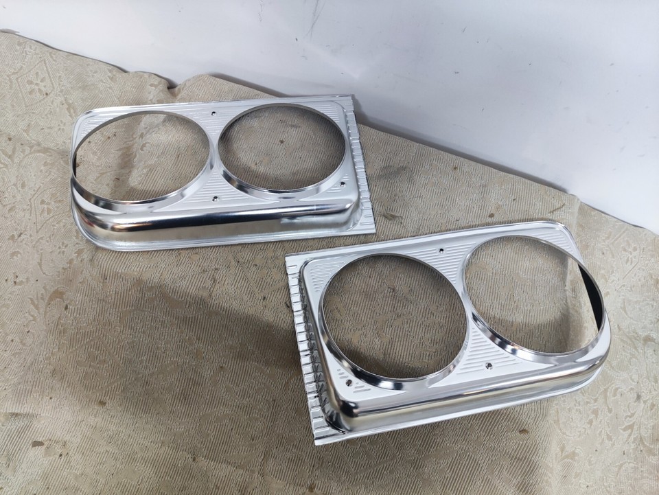 PAIR NOS TOYOTA トヨタ HEADLAMP RIM CORONA RT50 RT51 CORONA TOYOPET ...