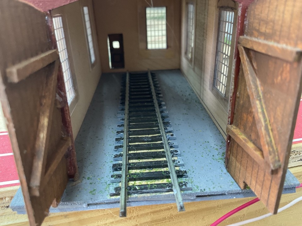 ho scale engine house | eBay