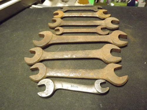 VINTAGE FARM WRENCHES RUSTY SOME WITH NAMES 8 TOTAL WRENCHES ESTATE ...