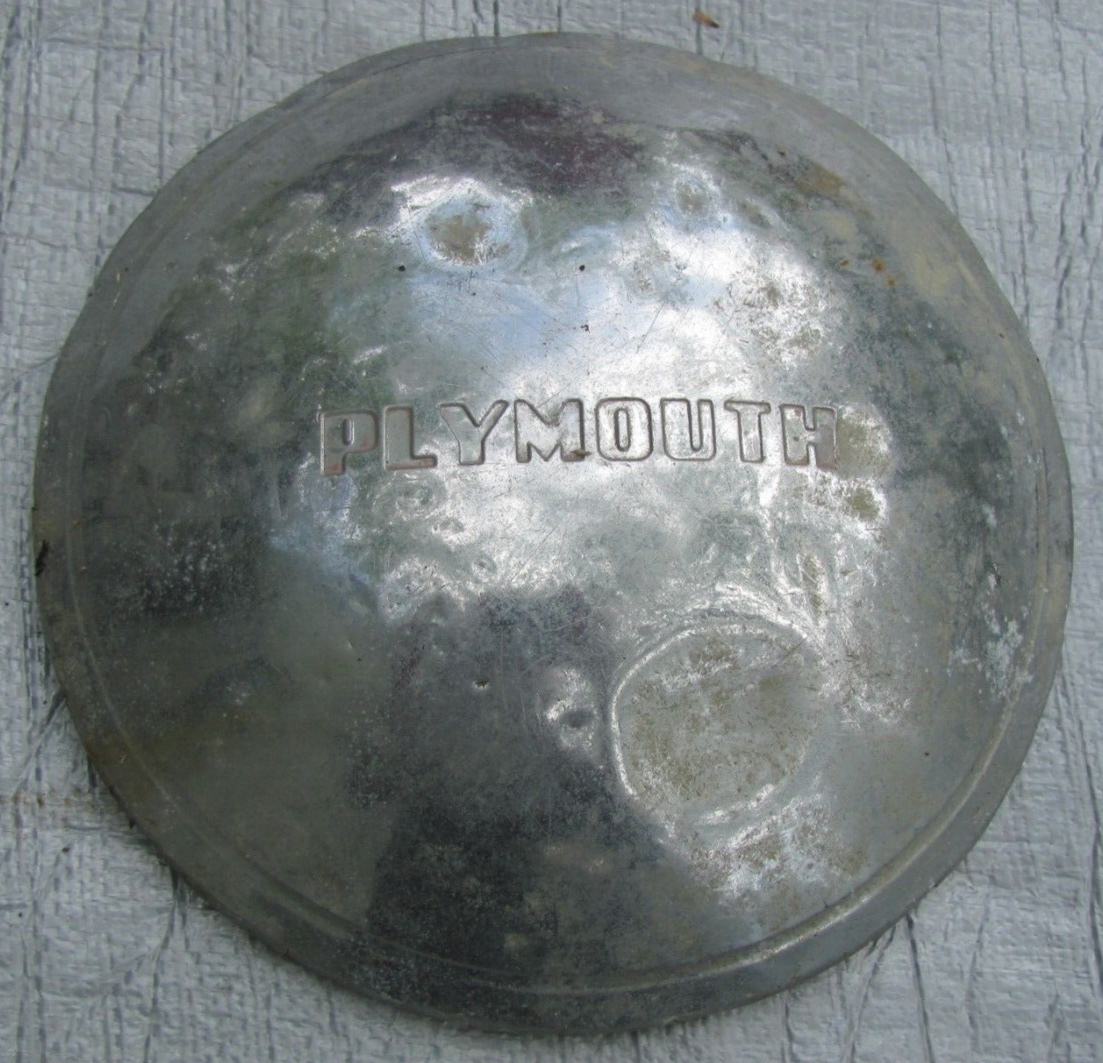 1940's - 1950's PLYMOUTH DOG DISH PIE PLATE HUB CAP COVER GENUINE ...