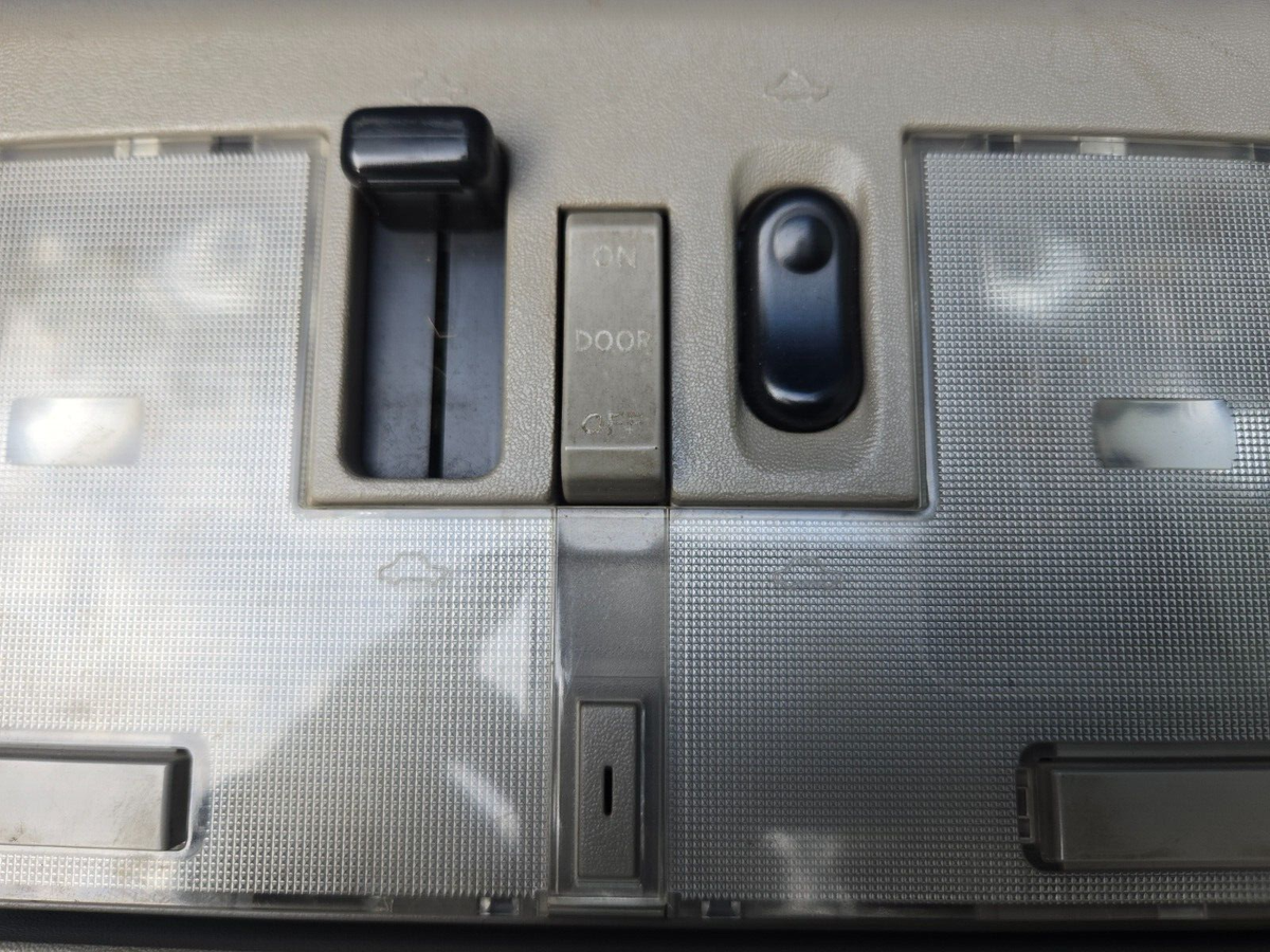 04 Maxima Dome Light Switch