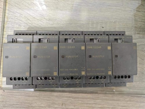 1PC USED ONE SIEMENS LOGO Expansion Module DM8 12/24 6ED1 055-1MB00 ...