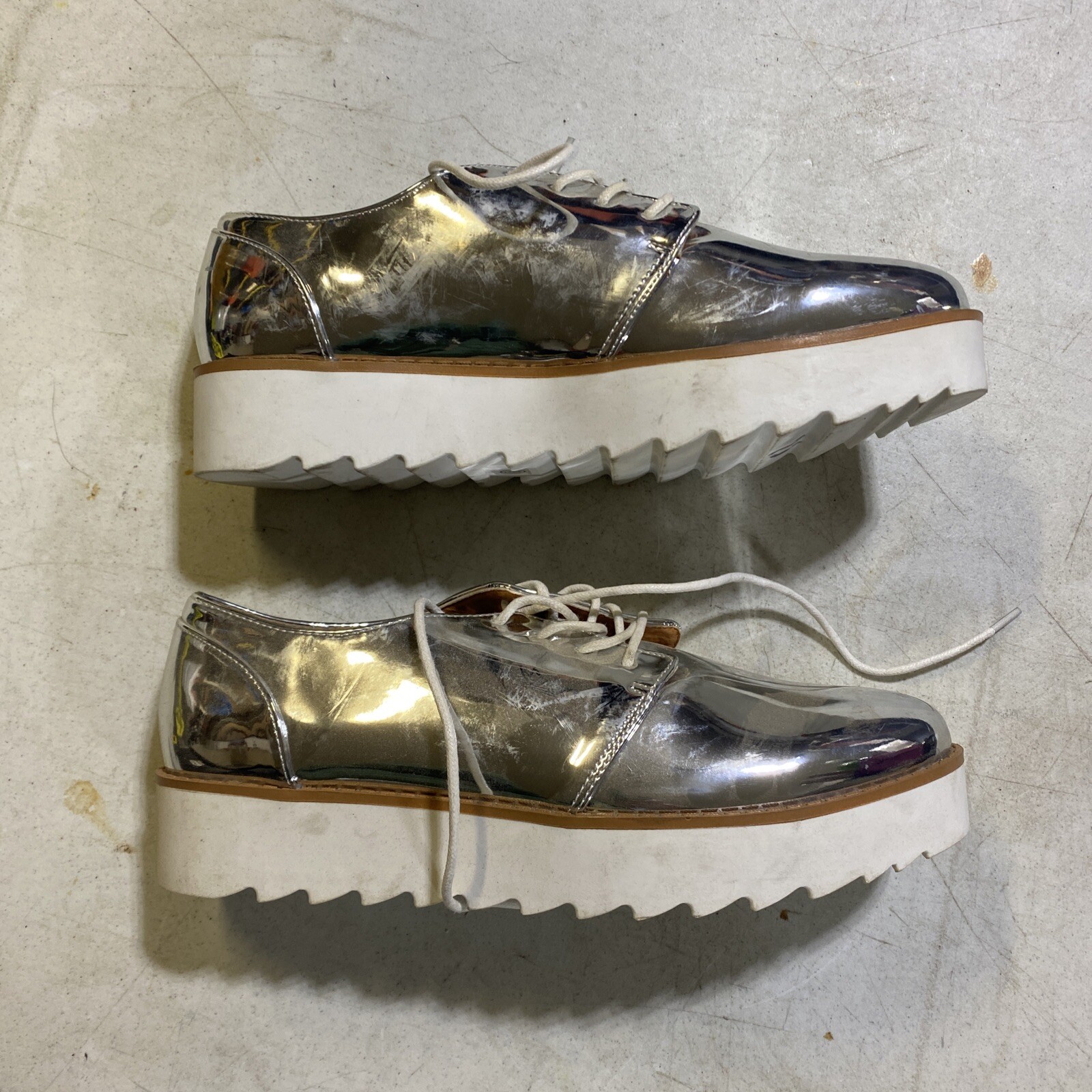 Chinese Laundry Silver Genuine Patent Leather Metallic Mirror Platform ...