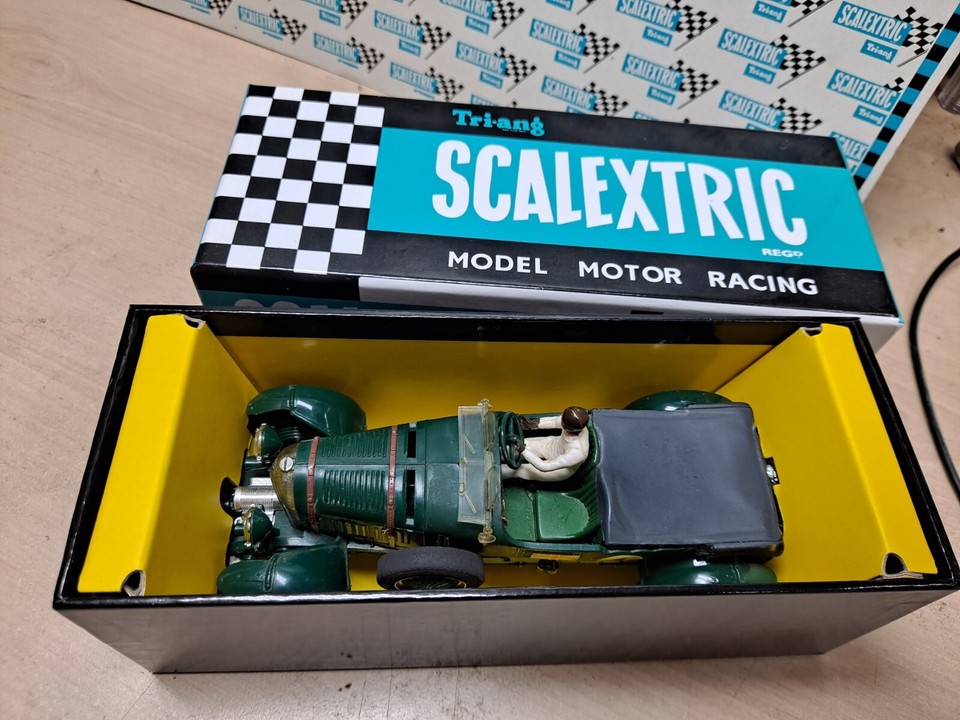 Scalextric C64 Bentley Green. FANTASTIC CONDITION IN QUALITY REPRO BOX ...