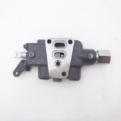 OEM Kubota Rear Remote Double Acting Hydraulic Valve L8303 for MX5100 ...