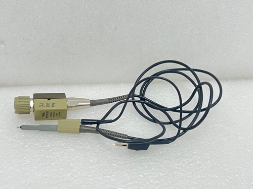 Tektronix P6136 10MΩ 10.pF 1.3M Passive Probe with Grabber / Great ...