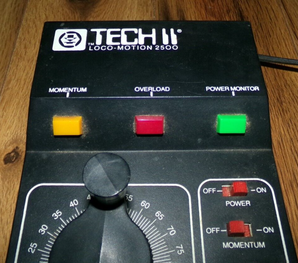 **UNTESTED* Vintage MRC Tech II Loco-Motion 2500 Model Train Control ...