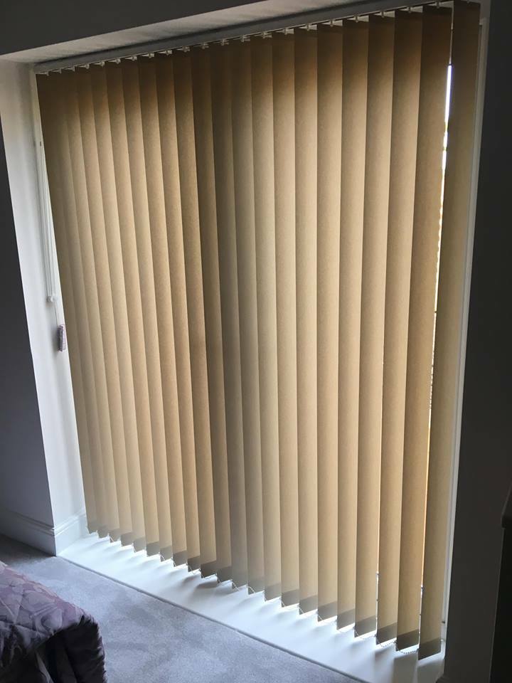 White Vertical Blind Bottom Stabilising chain 89mm or 3.5" Blind Spares ...