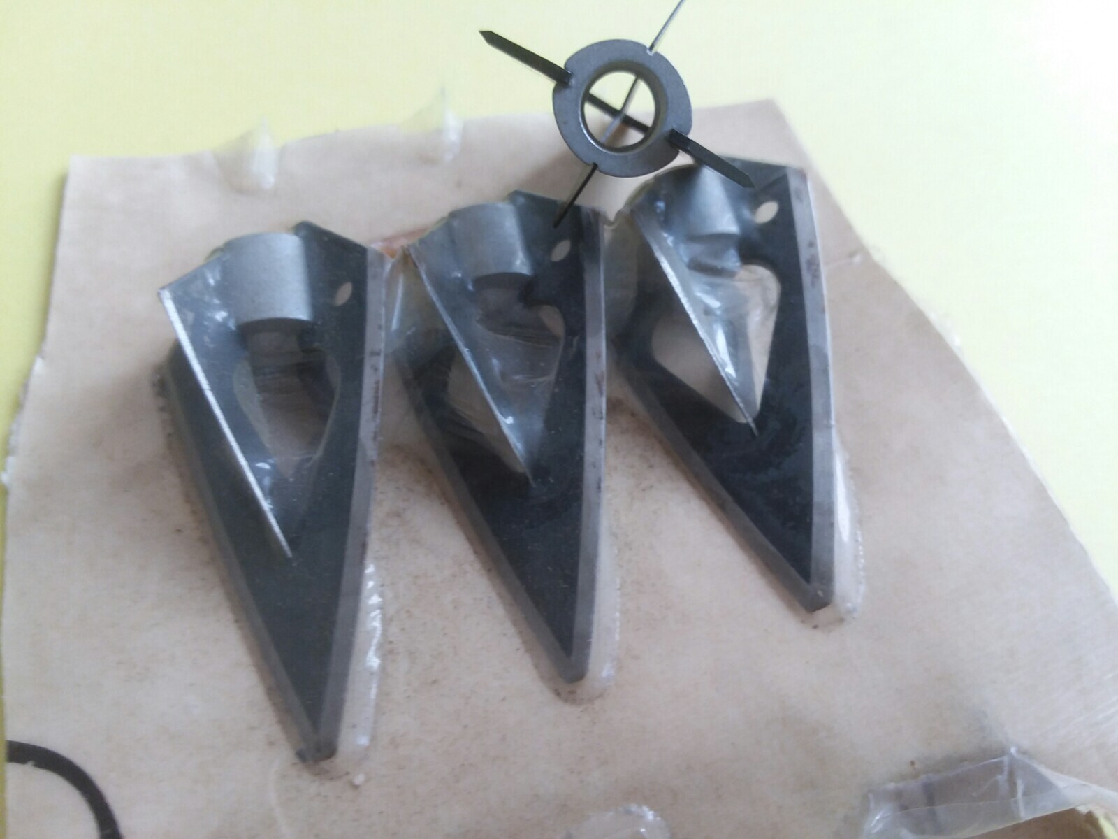 (4) Shear Advantage Broadheads | eBay