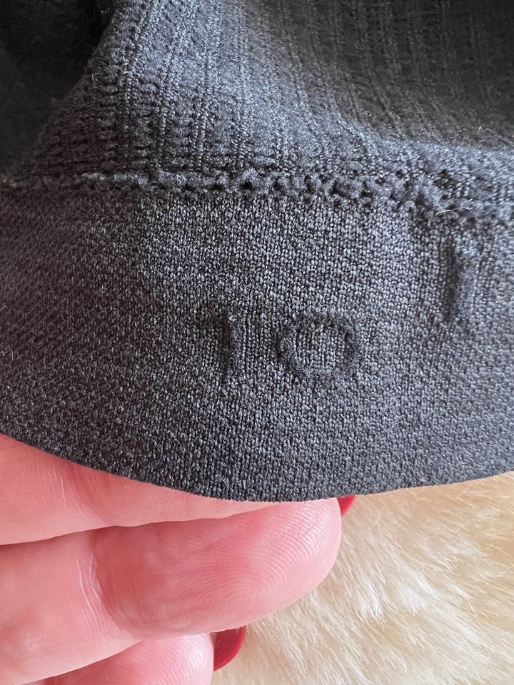 Lululemon SZ 10 Black Cropped Racerback Black Tank Shelf Bra | eBay