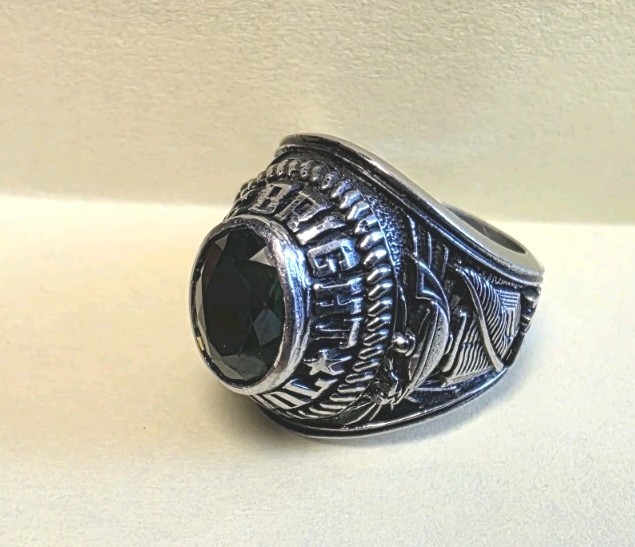 Vintage 1984 The Bright School Chattanooga Tennessee Green Class Ring ...