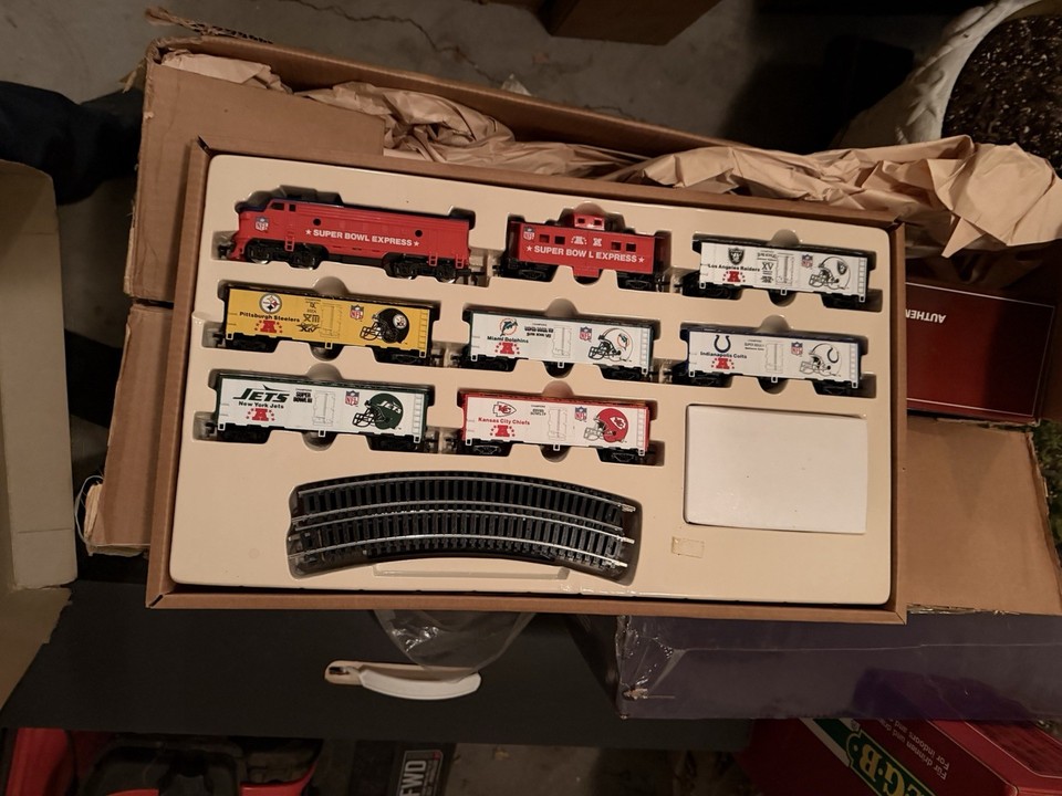 Mantua HO Scale NFL Train Set AFC Super Bowl Winners Complete Rare NFL ...