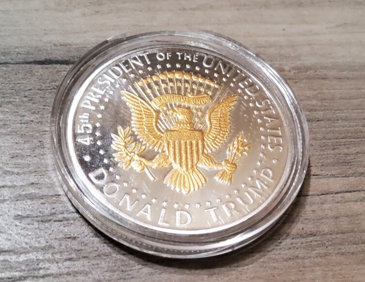 Donald Trump 2020 Challenge Presidential Coin Keep Americe Great TuTone ...