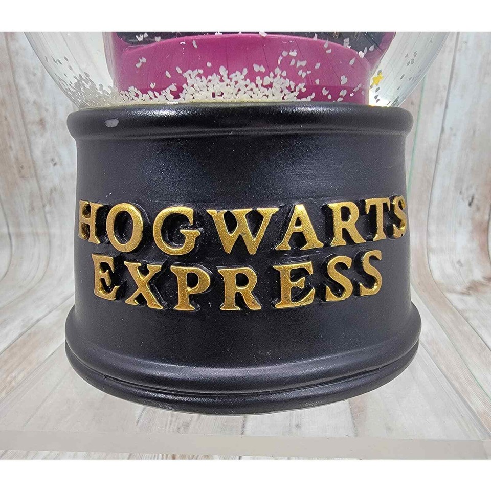 Harry Potter Hogwarts Express Train Light Up Snow Globe | eBay