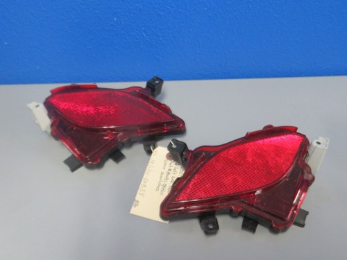 2020 2021 TOYOTA HIGHLANDER RIGHT & LEFT SIDE REAR REFLECTOR | eBay
