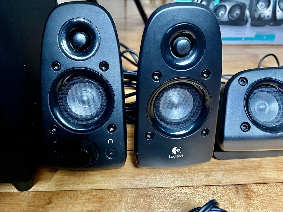 Logitech Z506 Surround Sound Speakers 5 Speakers + Subwoofer | eBay
