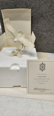 Lenox Precious Freedom American Eagle Ivory w/ Gold Trim 5" x 5.25 ...