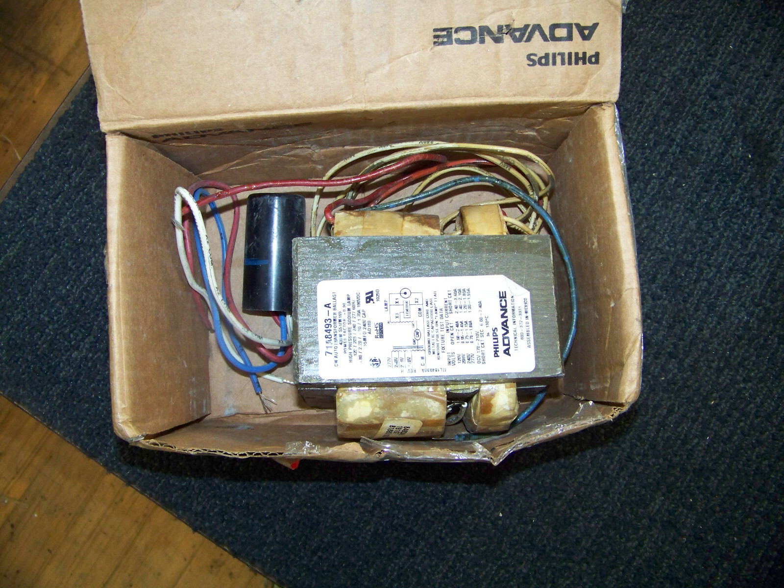 Philips Advance CW Auto Transformer Ballast 120/208/240/277V 60Hz 55MFD ...