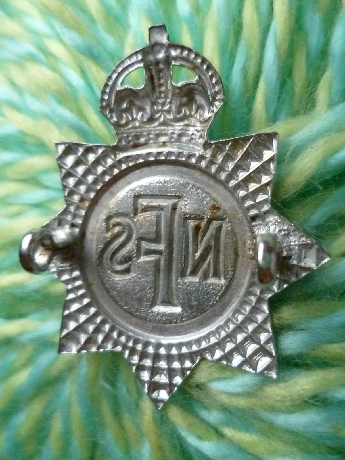 National Fire Service Cap Badge KC NFS Badge White Metal & Enamel 2 ...