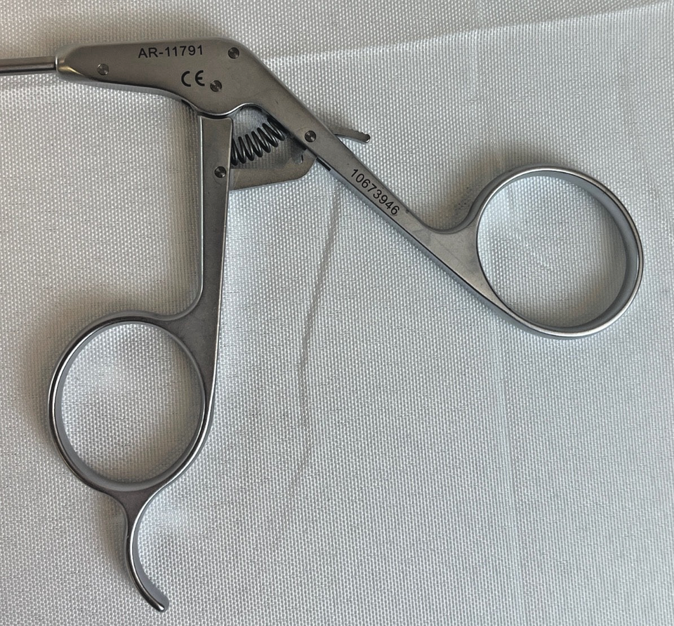 Arthrex AR-11791 2-0 Suture Cutter 15° Up Curve Orthopedics Arthroscopy ...