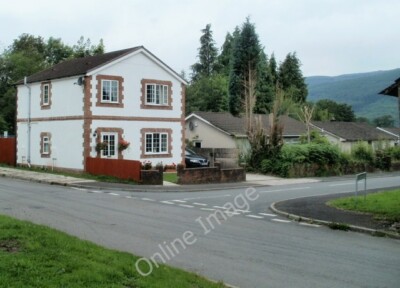 Photo 6x4 Corner of Tan-y-rhiw Road and Maes-y-tyra, Resolven Glyn ...