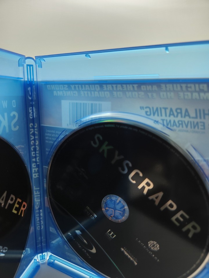 Skyscraper (Blu-ray+DVD, 2018) Dwayne Johnson, Neve Campbell | eBay