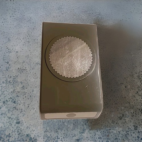 Stampin' Up! 1-3/8" Scalloped Circle Punch- Flat/ Lever Style Paper ...