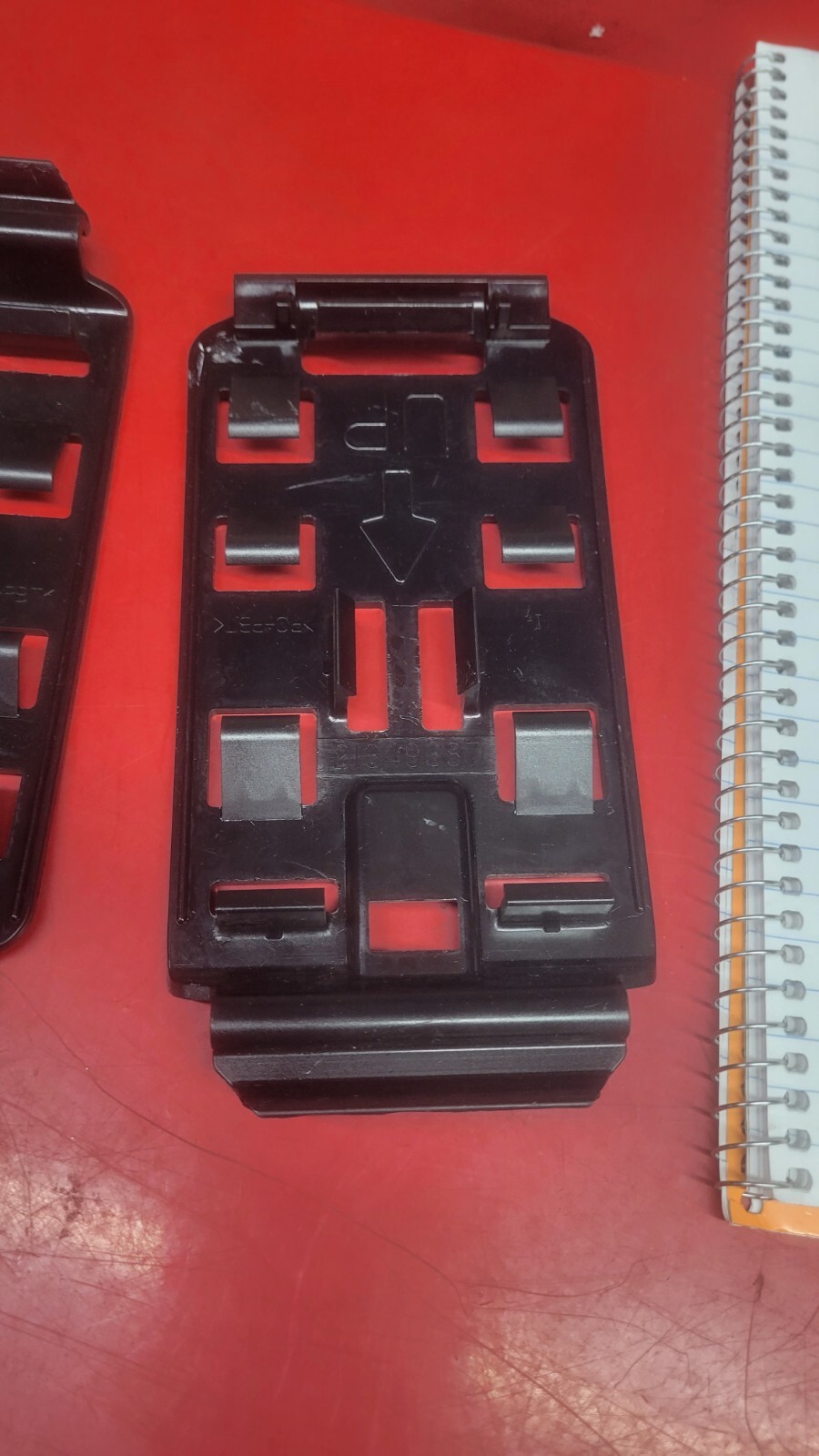 Volvo VN Side CAB Fairing Retaining Clips #21349387 & #82437425 for ...