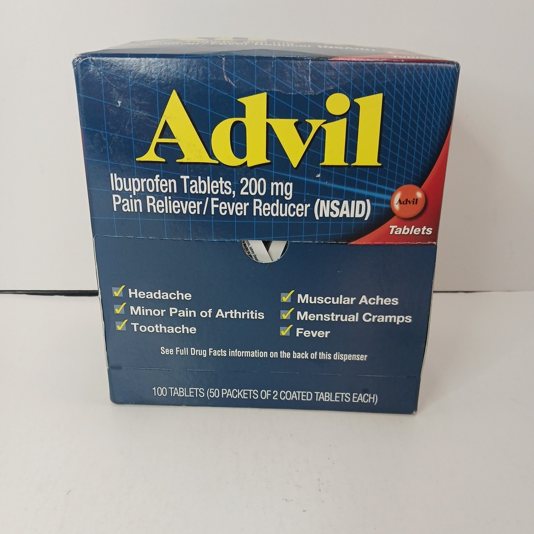 ADVIL TABLETS 200mg. 50 Packets Of 2 Tablets Each Exp Date 10/27 NIB ...