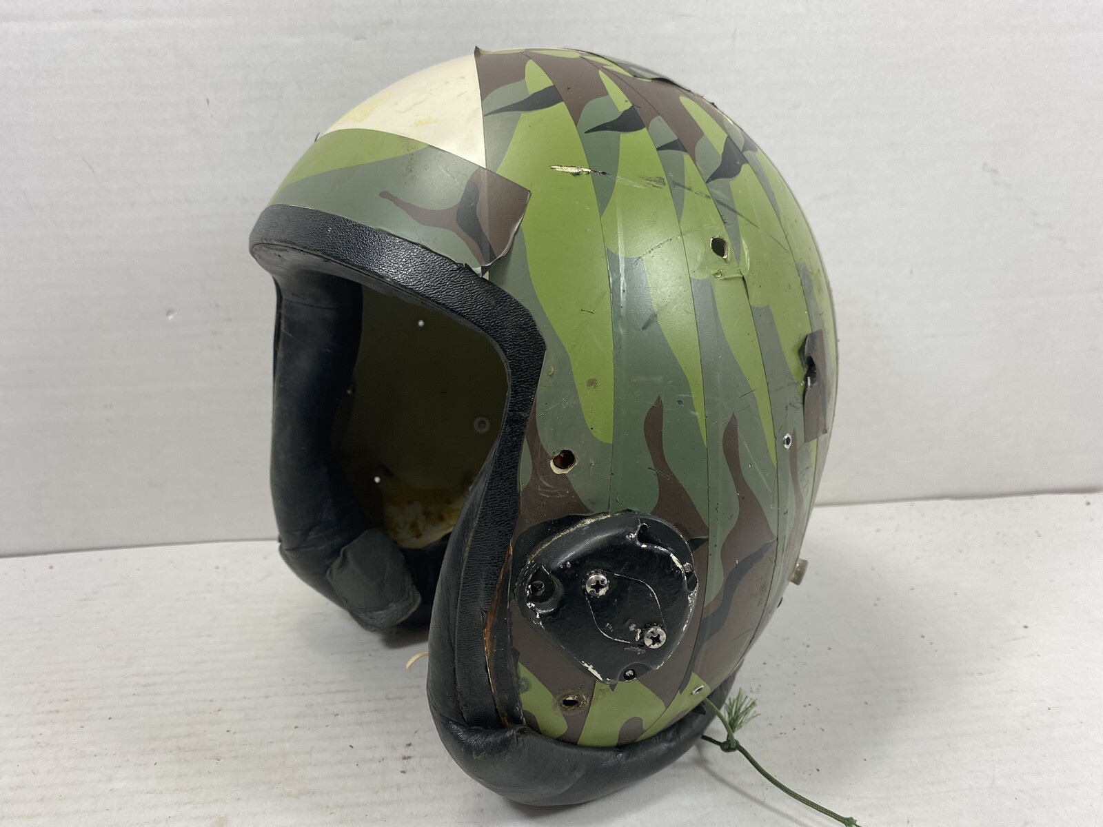 B-52 Camo Hgu-26 Flight Helmet Shell, used-demil Large Carswell Tags | eBay