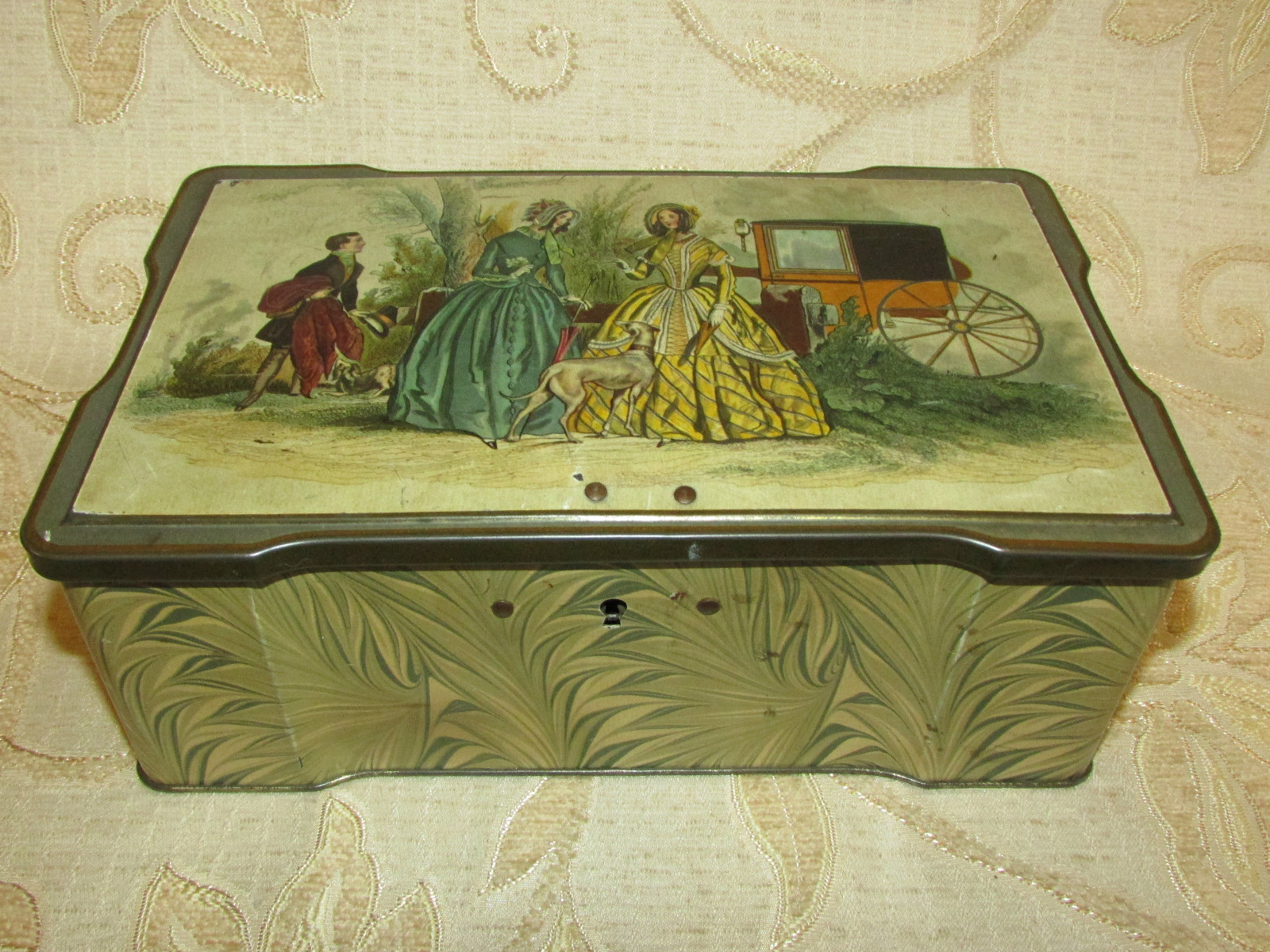 Large Vintage Collectable Clarnico Sweets Tin With Lock | eBay