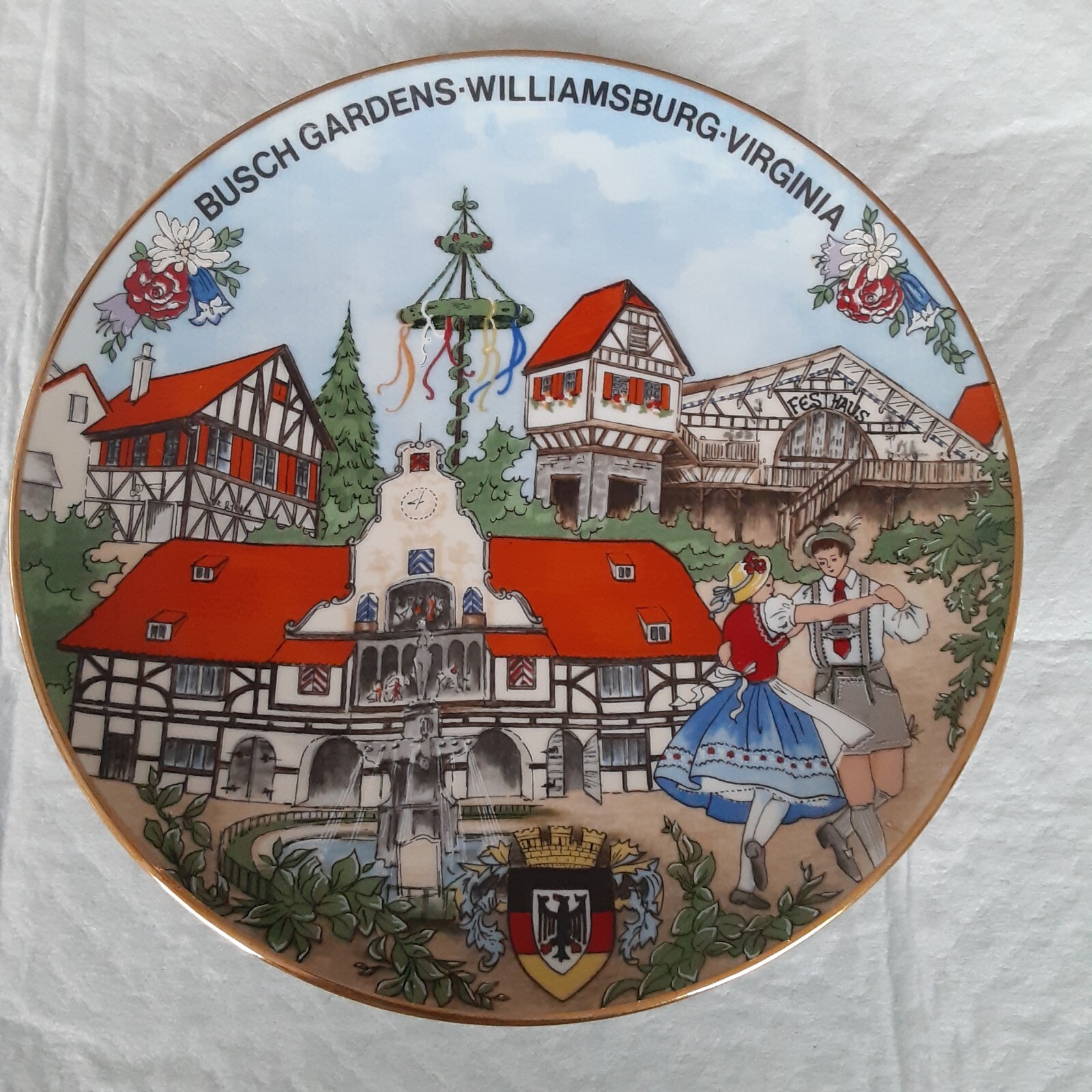 BUSCH GARDENS- WILLIAMSBURG-VIRGINIA DECORATIVE PLATE REUTTER PORZELLAN ...