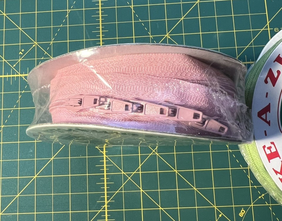 Sullivans Make-A Zipper Zipper Kit in Pink-New in Factory Sealed ...