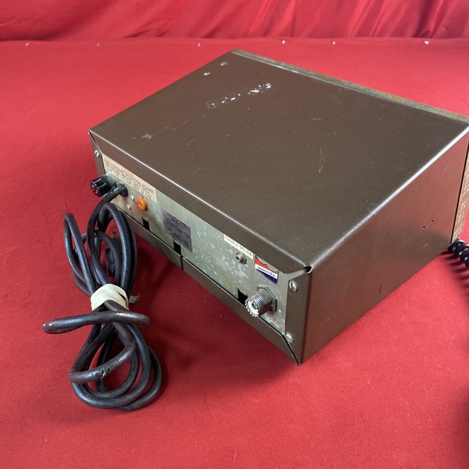 50th Anniversary Johnson Messenger 250 Solid State CB W/Microphone ...