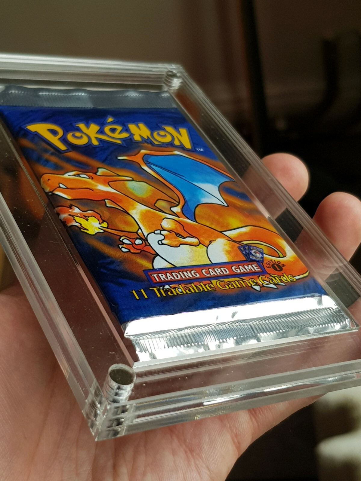 SEALED 1ST EDITION SHADOWLESS BASE SET BOOSTER PACK - CHARIZARD ART ...