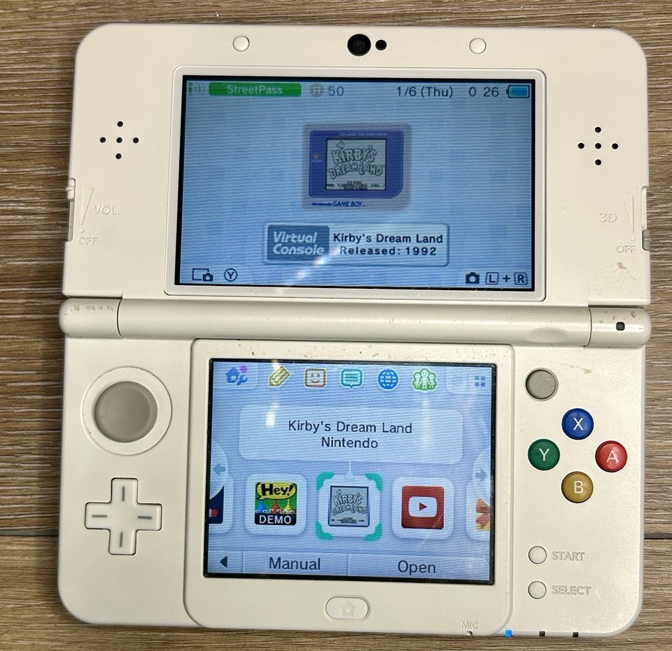 Nintendo 3DS Black Friday Super Mario White Edition Console + Yoshi ...