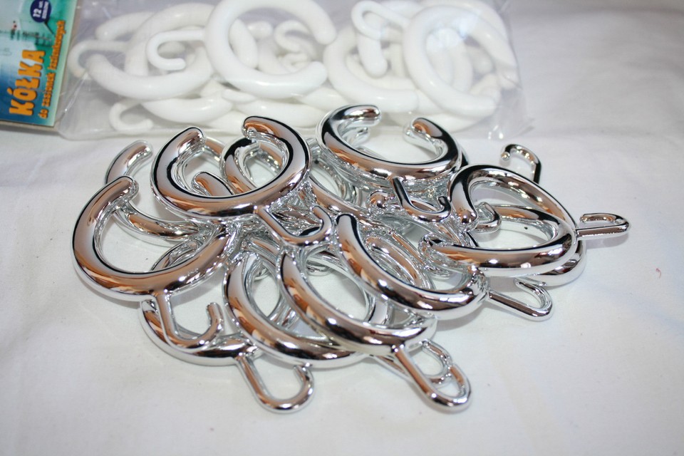 Elegant Semi-Open Shower Curtain Hooks in Different Colours - Set of 14 ...