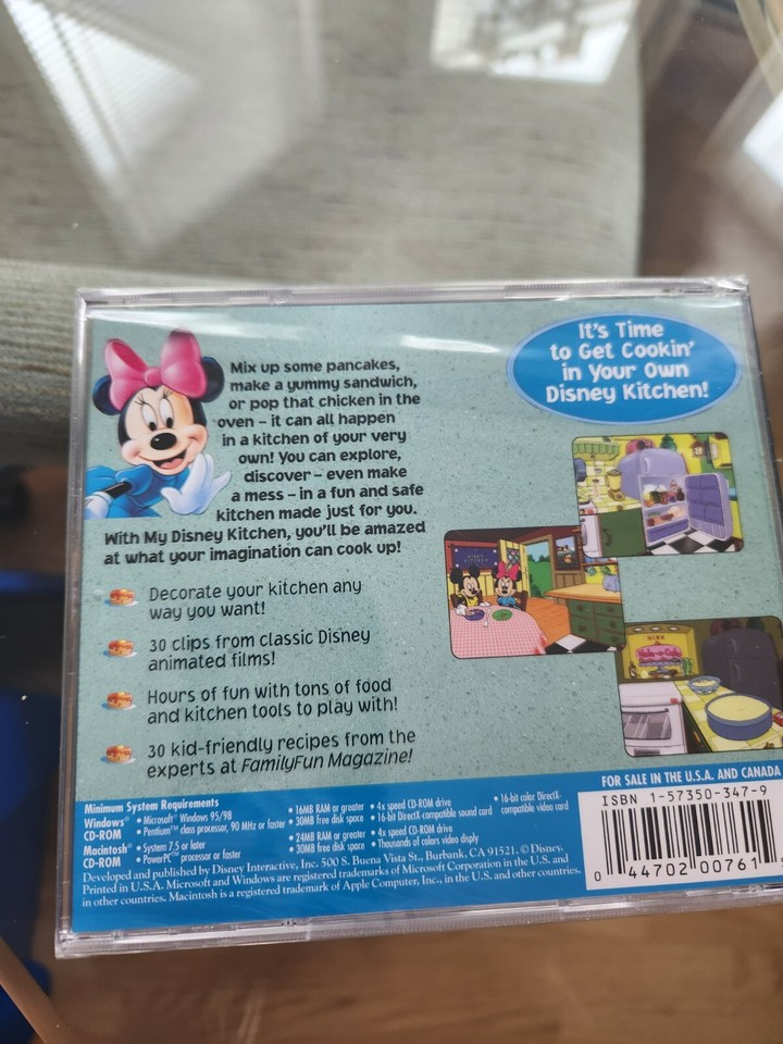 My Disney Kitchen Mickey & Minnie CD-ROM kids learn to cook food in the ...