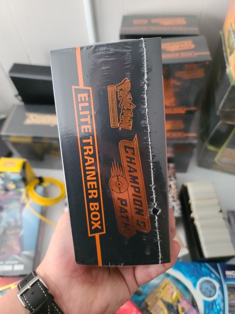 Pokémon TCG Champion's Path Elite Trainer Booster Box - 10 Pack for ...
