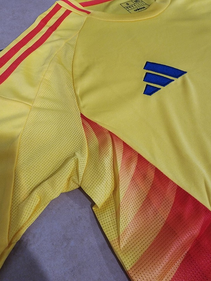 Colombia Futbol Camisa Amarilla Jersey Camiseta Colombian Shirt Soccer ...