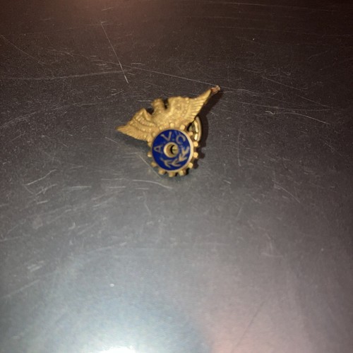 WW2 AVC - American Veteran's Committee Pin - WWII Anti War Liberal ...