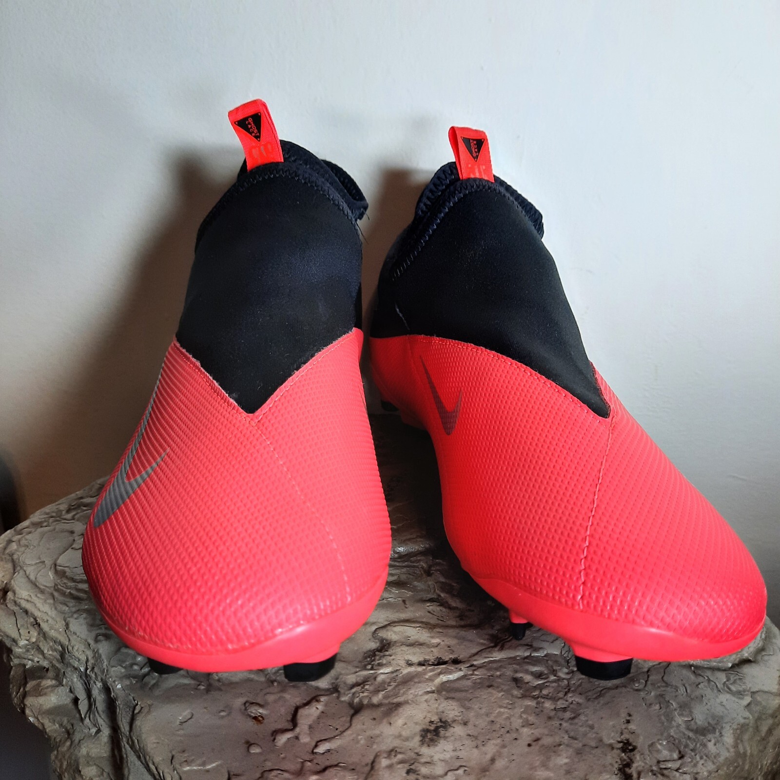 Nike Phantom VSN 2 Club FG Cd4159-606 Soccer Cleats Laser Crimson Black ...